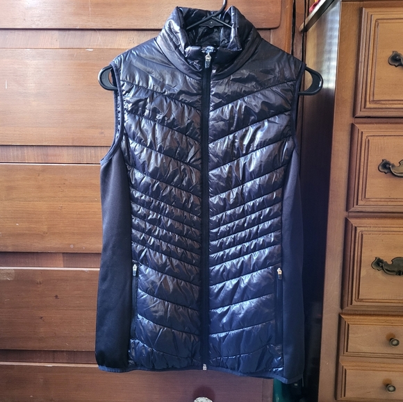 Xersion | Jackets & Coats | Euc Xersion Soft Shell Vest | Poshmark